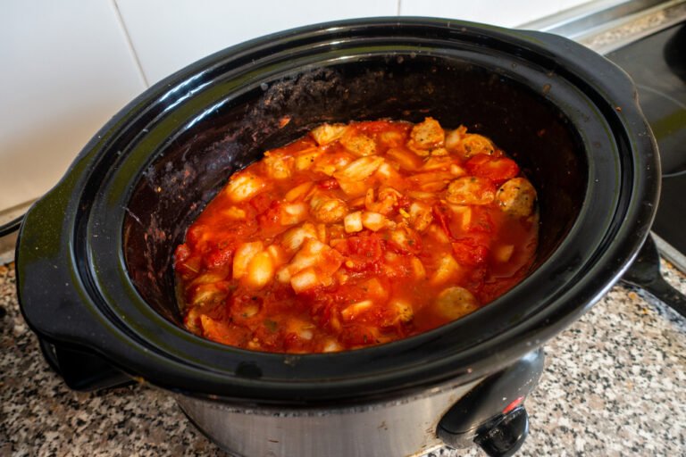 Kitchen 101: What Temperature Does a Slow Cooker Cook At? - Homes Guide